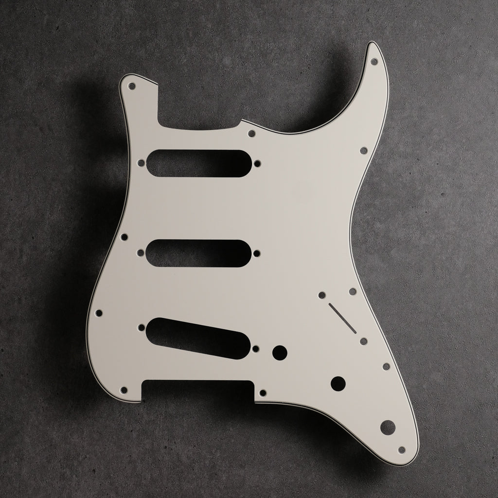 Parchment/Black/Parchment - Stratocaster Pickguard - 3-ply Vinyl - DECOBOOM